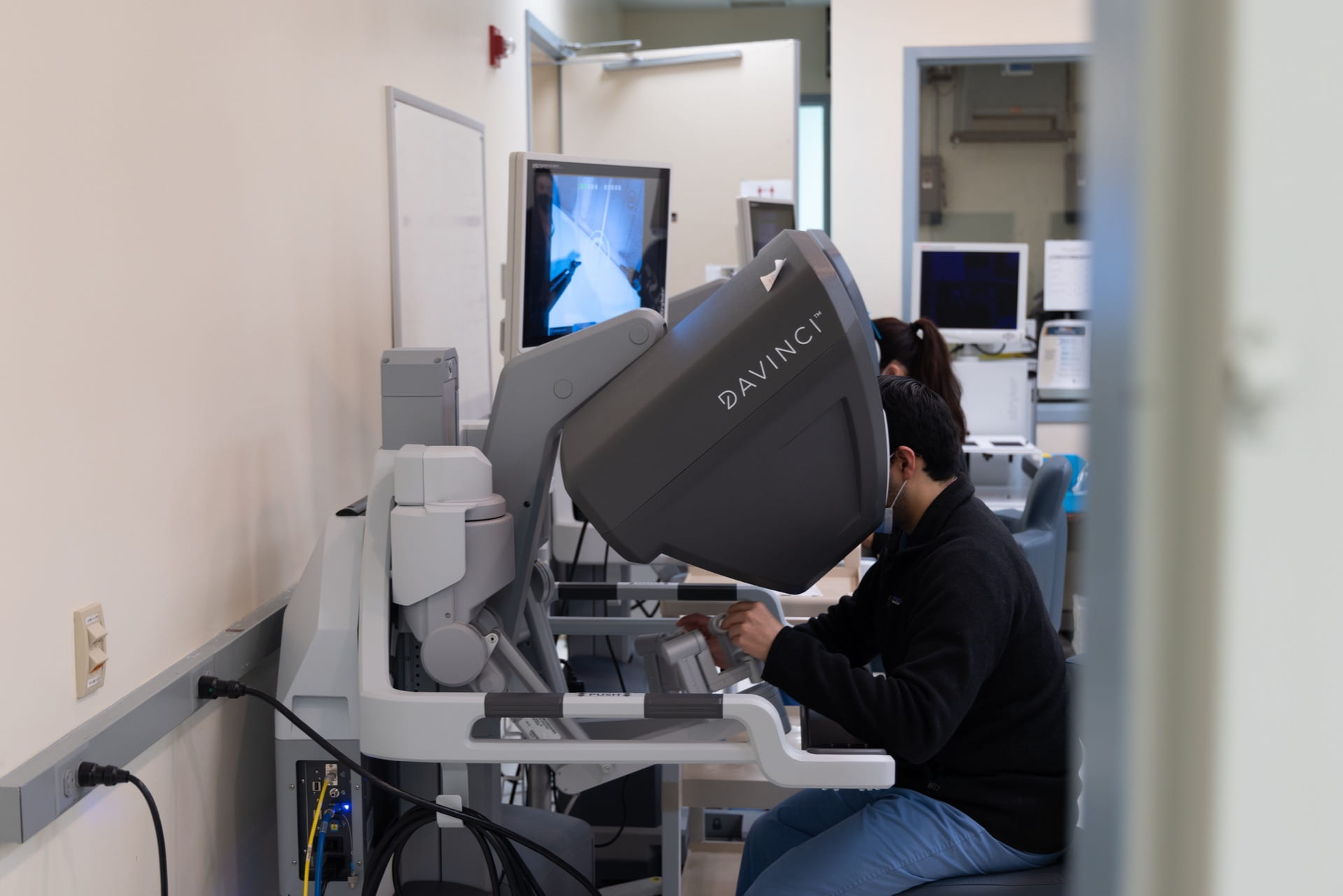 Introduction to Robotic Surgery Training at WISE | Department of ...