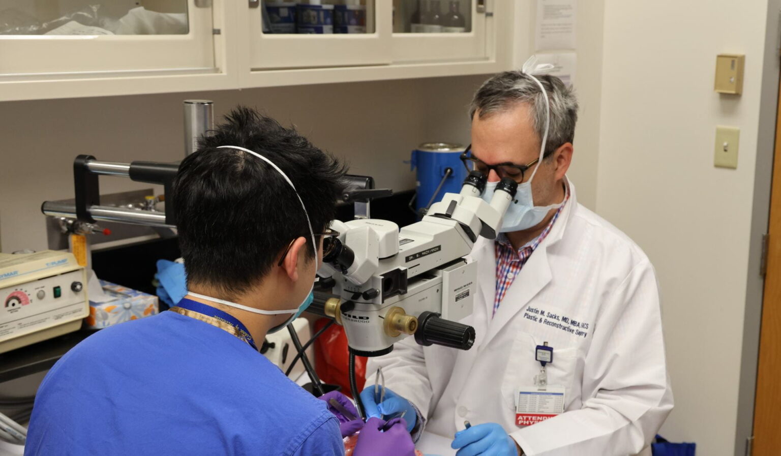 What is Microsurgery? | Department of Surgery | Washington University ...